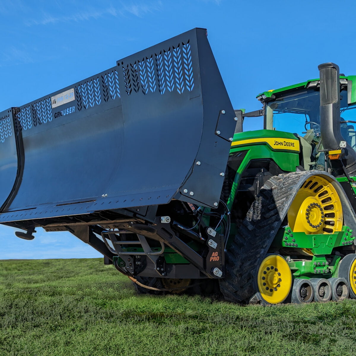 AG Pro XWide Front Hitch - Grouser Products, Inc.